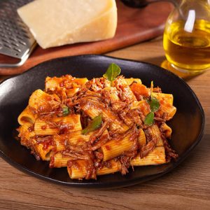 Rigatoni with Ragu | Socilink
